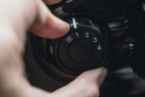 What the Air Conditioning buttons in your car mean | GoSkippy
